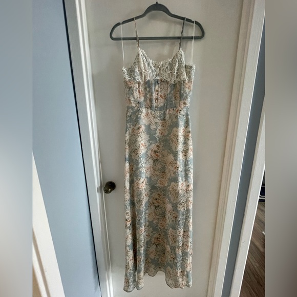 Vici | Dresses | Vici Floral Maxi Dress | Poshmark
